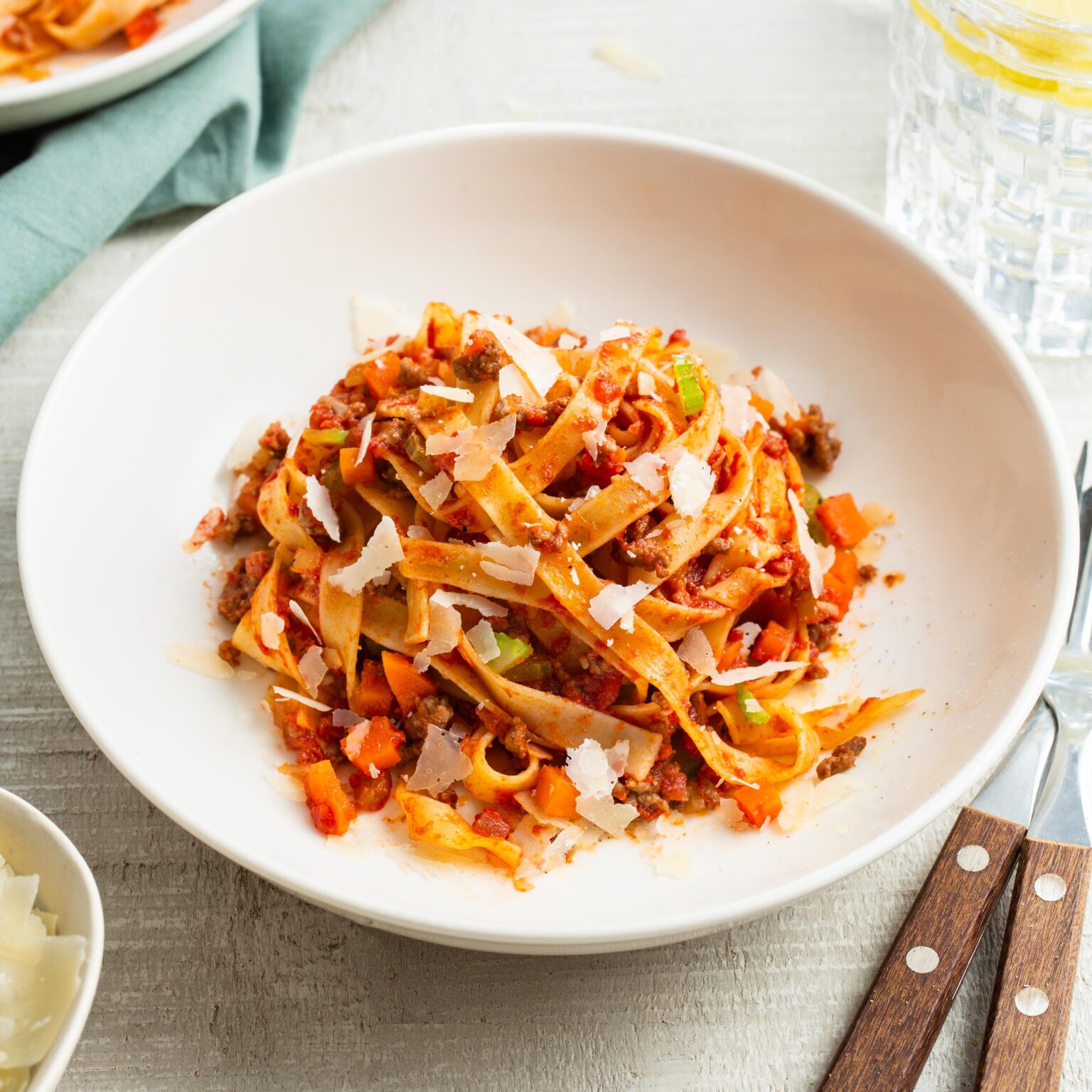Pasta Bolognese recept - authentieke tagliatelle - Grand'Italia